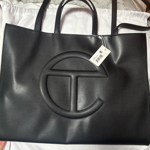Telfar | Bags | Authentic Telfar Bag Large New With Tags Never Been ...